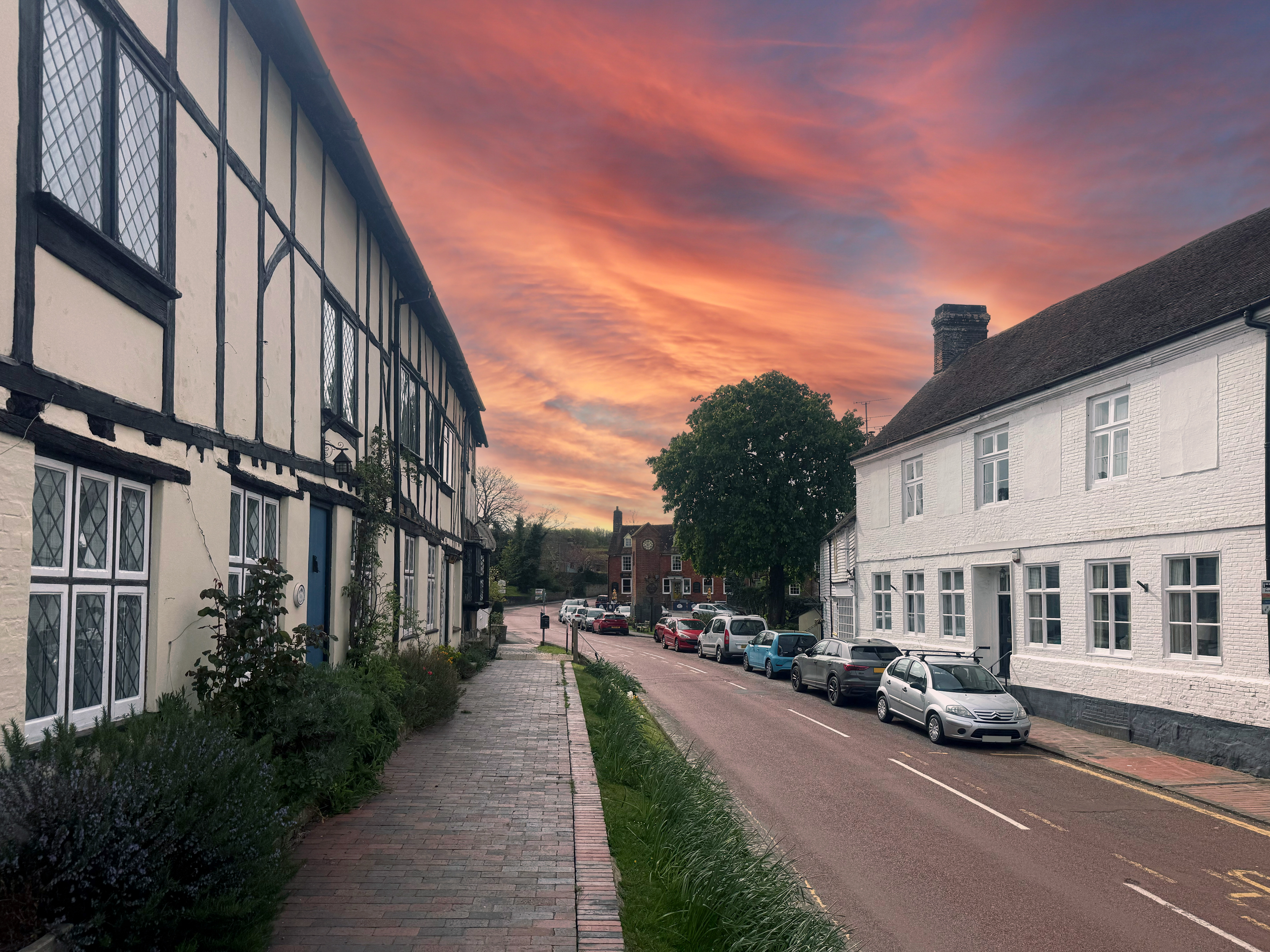Robertsbridge in East Sussex - Village Guide